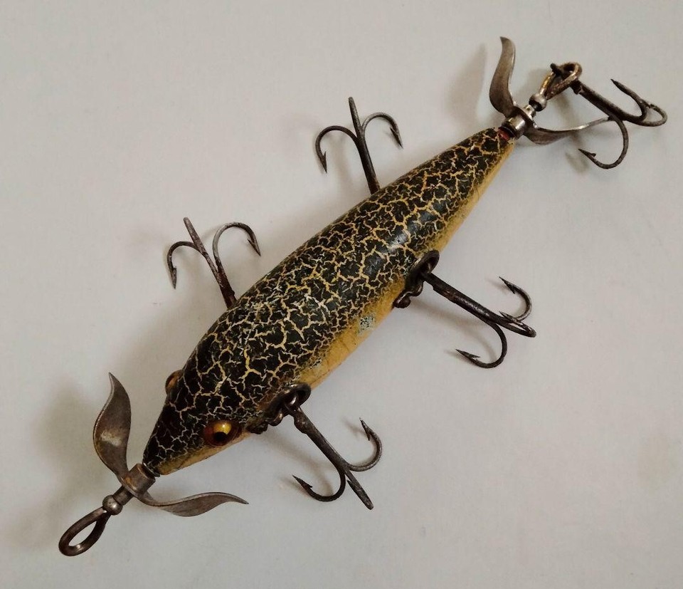Old Hedon Heddon Dowagiac MInnow Plugs Outdoor Fishing Lure Bicolor ...