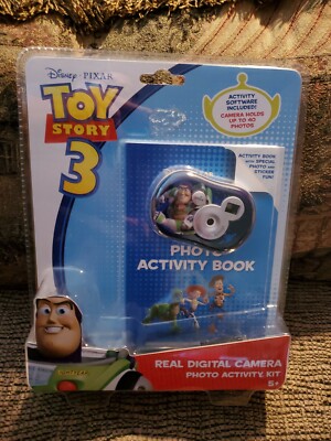 Disney Pixar Toy Story 3 Buzz Lightyear Digital Camera Holds Up To 40 ...