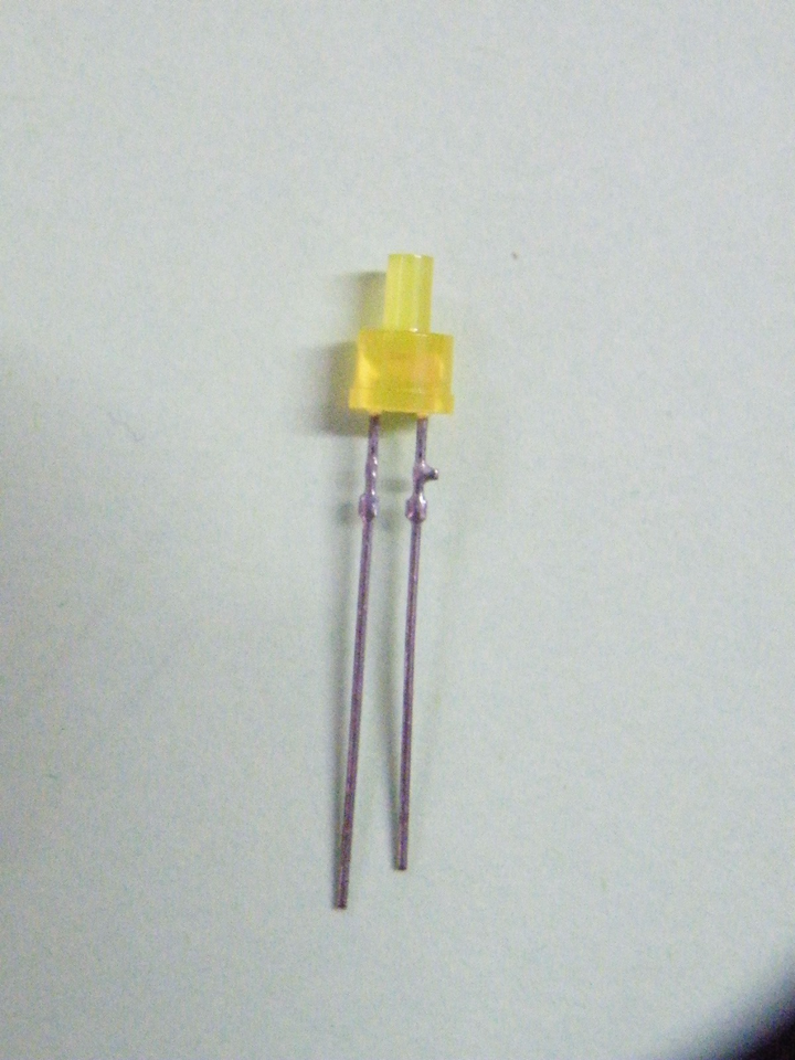 YELLOW DOT LED FLAT END DIFFUSED 2.5mm x 25 pieces (QBS.Y.LED) | eBay UK