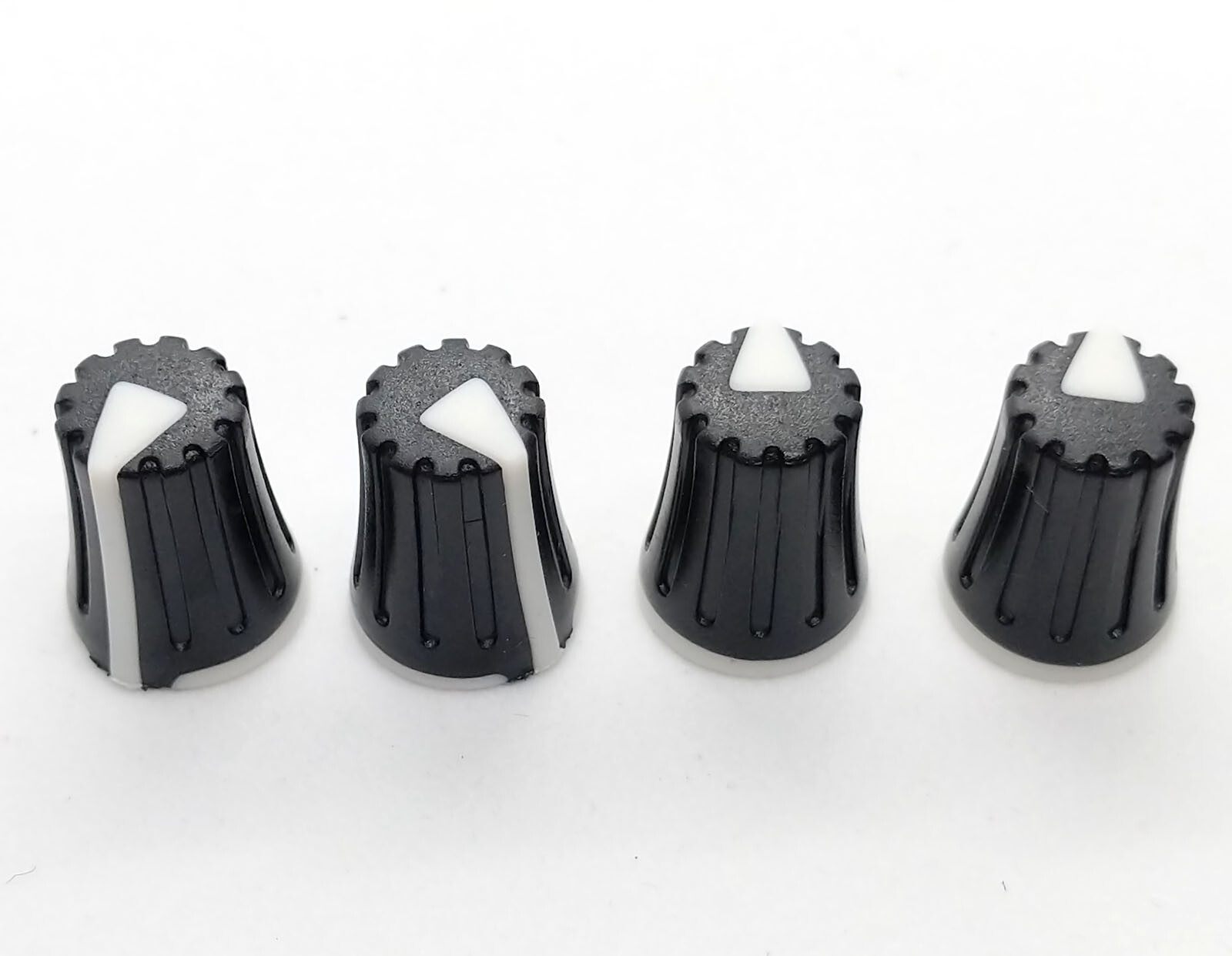 4 White & Black D-Shaft Pot Knobs for 6mm 270° DJ-TECH BEHRINGER ...