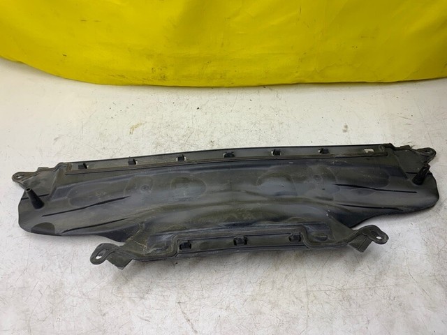 MERCEDES W211 Front Engine Hood Air Baffle Deflector OEM 2118800236 for ...