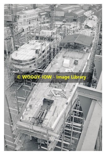 rp08934 - Royal Navy Warship HMS Juno & Ferry Cowes Castle - Woolston ...