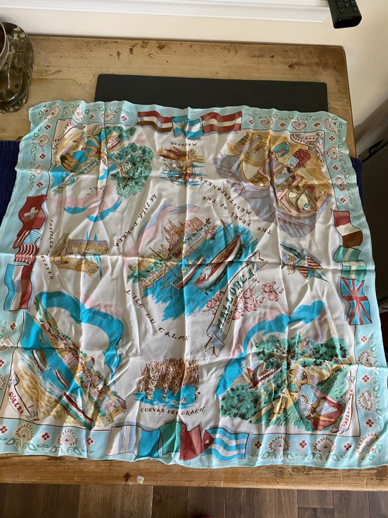 Vtg Souvenir Scarf Mallorca Spain Great Graphics EUC 28" x 28" Ships ...