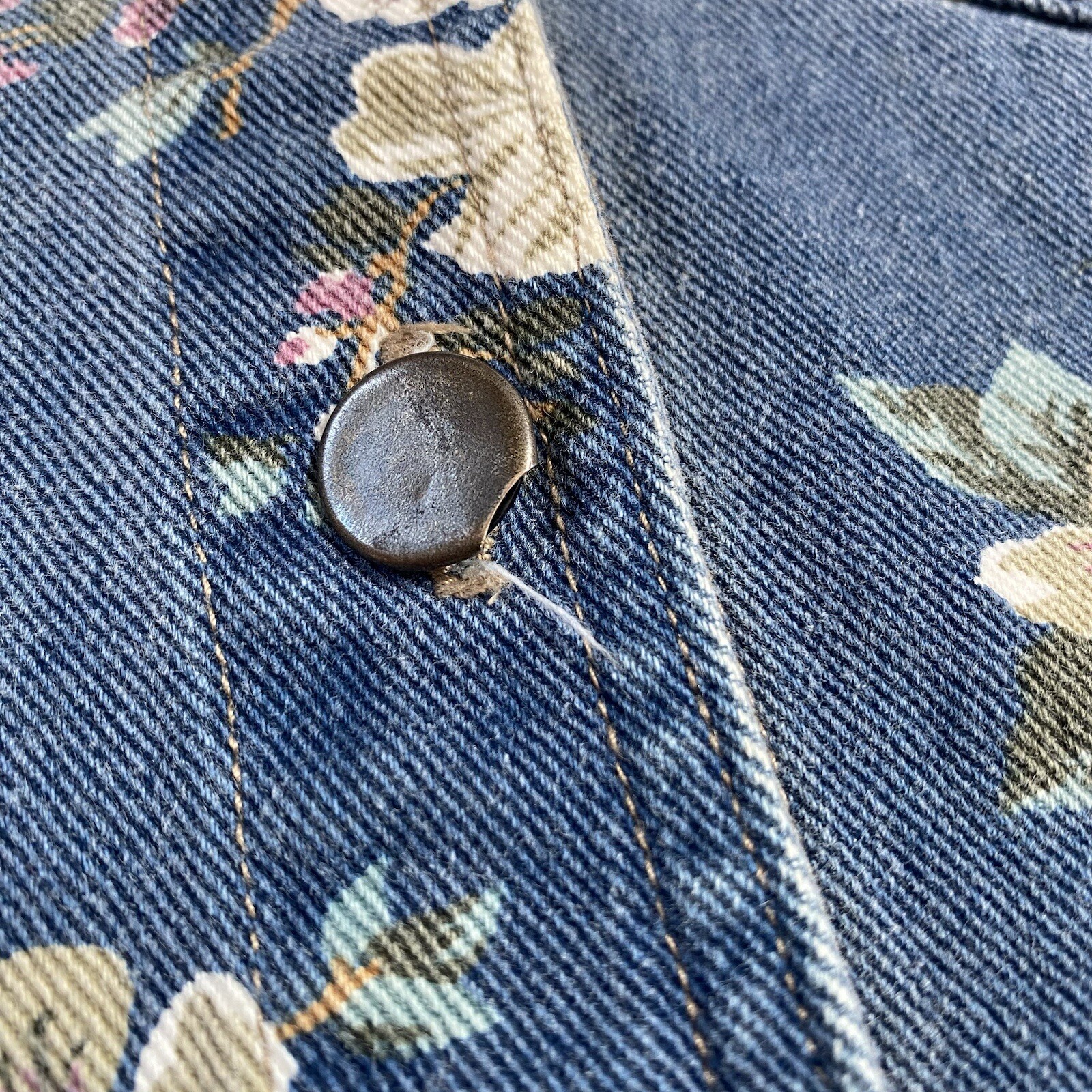 VTG 90s Stampede Cherry Blossom Floral Denim Vest - Gem