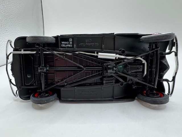 1933 Ford Deluxe Coupe Coach Maroon Diecast w/ Box & Title Danbury Mint ...