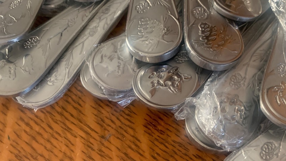 RIVERS EDGE Outdoors Deer Moose Wolf Bear Pinecone Flatware Silverware ...