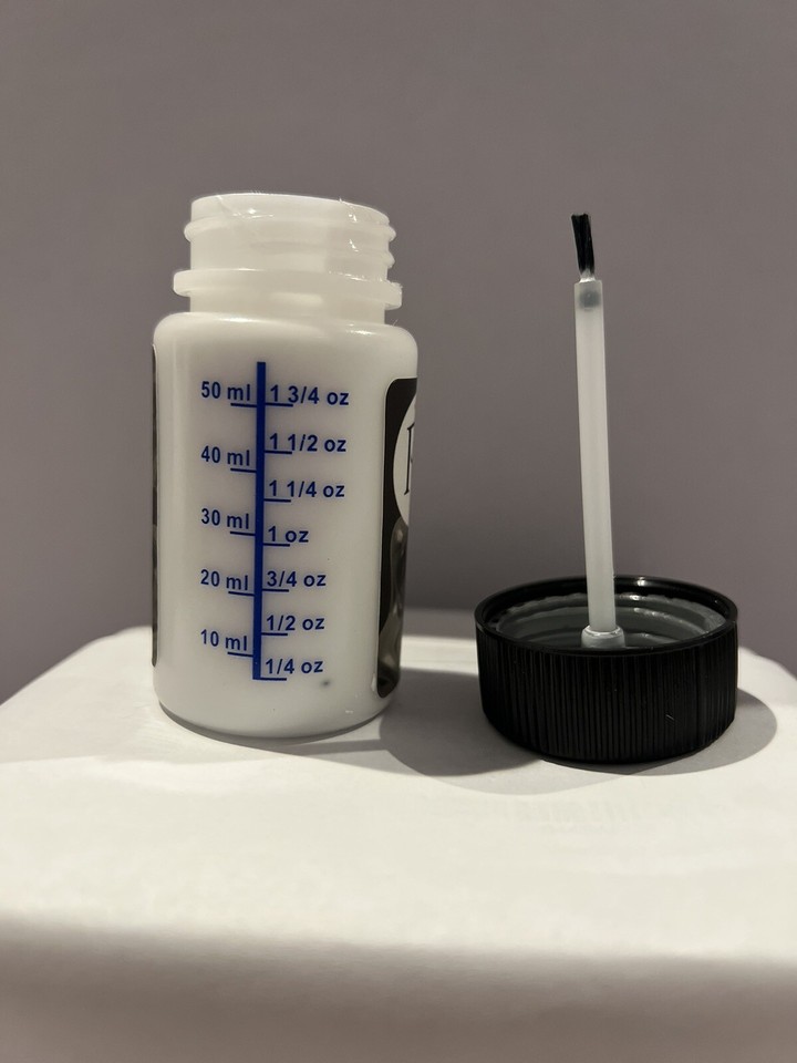 Touch up Paint - Toyota Super White - Color Code: 040 - 2oz - w/ brush ...