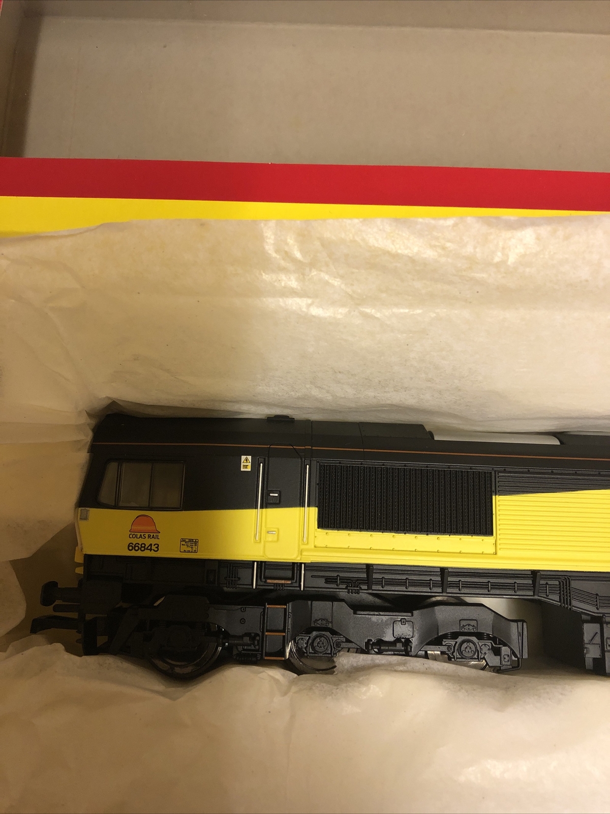 Hornby R3042 British Rail Class 66 66843 COLAS Electric Diesel ...