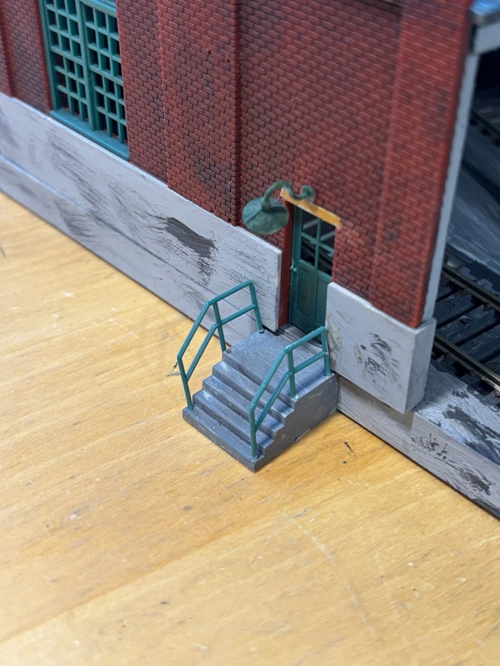 Weathered HO scale Brick 3 Stall Roundhouse Train Building - As-Is ...