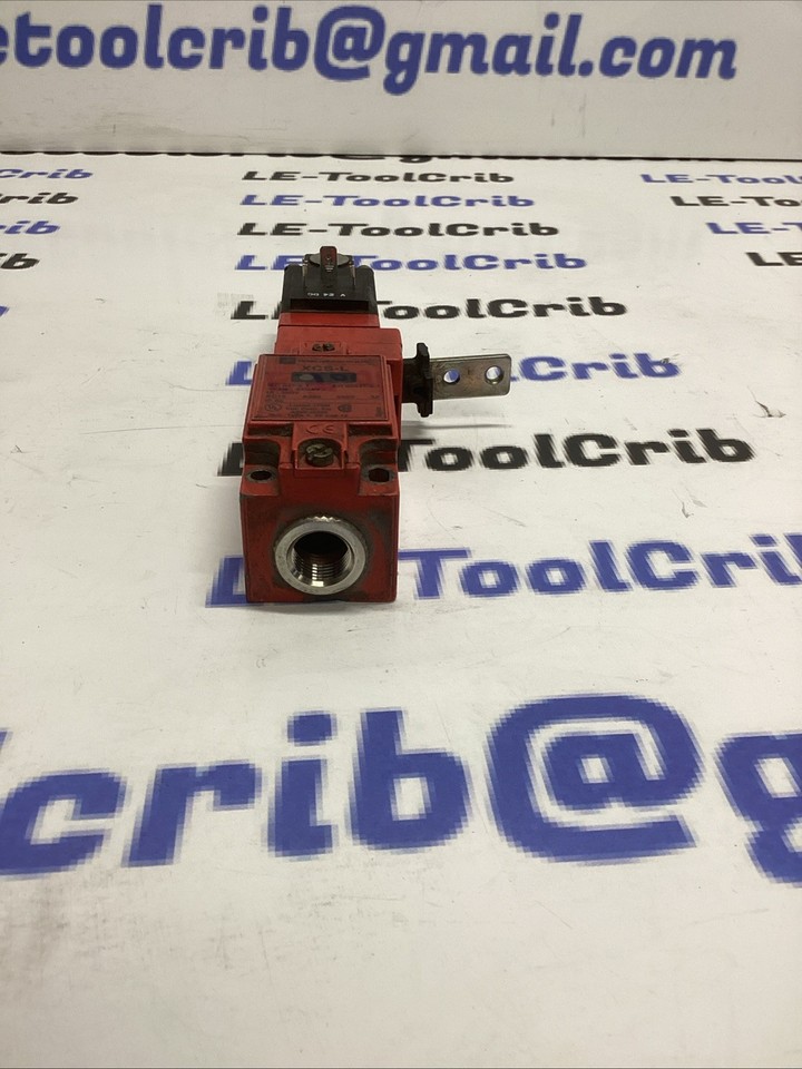 Telemecanique XCS-L Safety limit Switch (No Key) I-914 | eBay