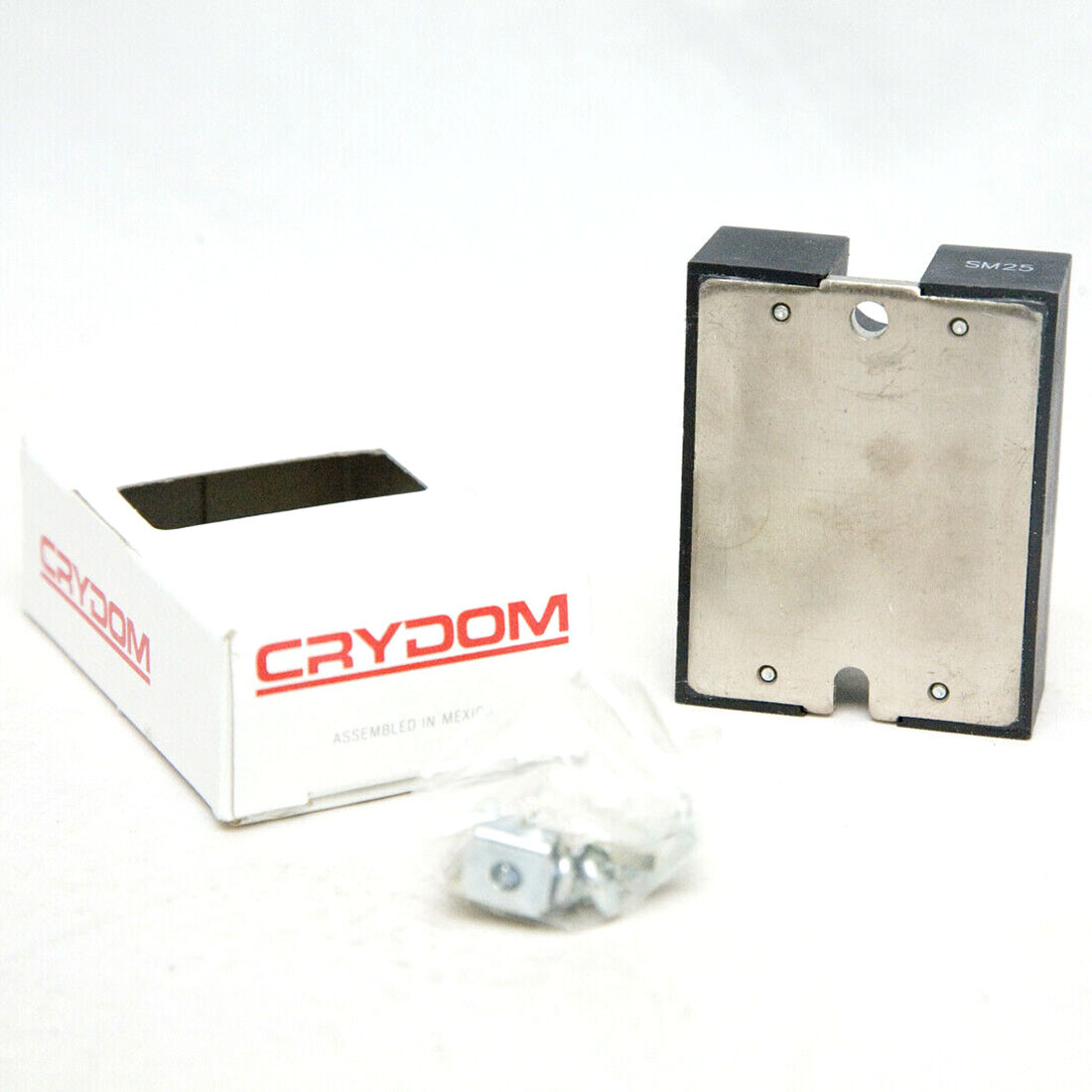 A CRYDOM D2450 Solid State Relay New | eBay