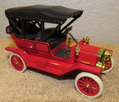 Ford Model T Diecast Car 4-1/4 inches long - National Motor Museum Mint ...