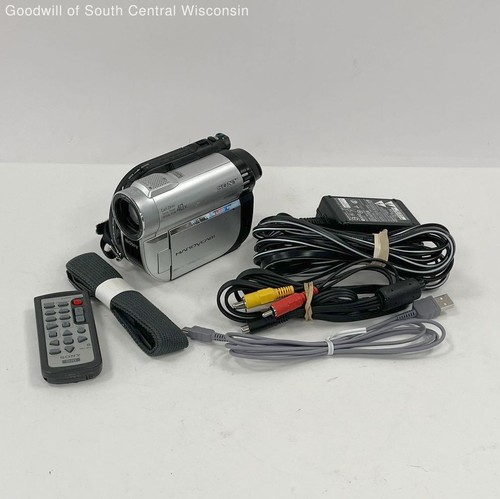 Sony Handycam DCR-DVD610 Mini DVD-R/W Camcorder - TESTED, No Battery | eBay