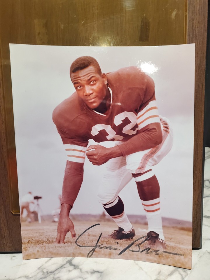 JIM BROWN - AUTOGRAPHED PHOTOGRAPH With Inscribed Plaque Cleveland ...