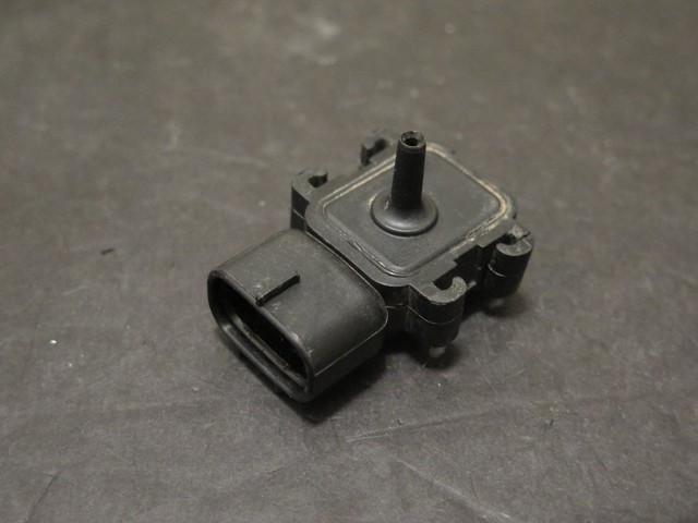 1997 - 2001 Toyota Camry Map Sensor OEM 89420-06040 Air Pressure Solara ...