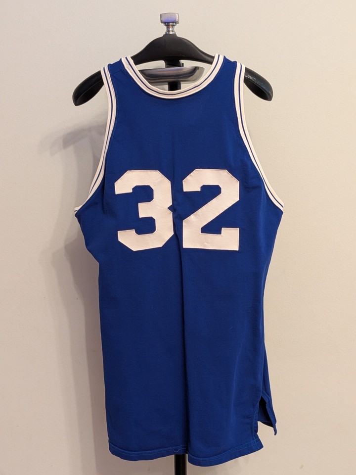 VTG Medalist Sand-Knit NCAA 🏀 #32 James "Freight Train" Lee Stitched ...