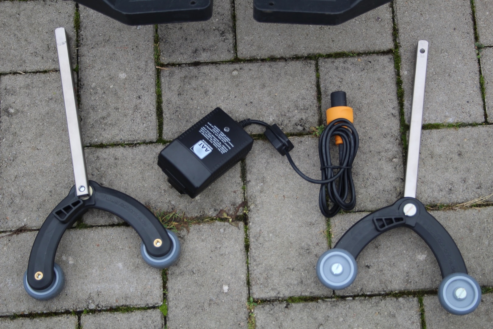 Alber AAT V-Max Elektrische Schiebehilfe + Faltrollstuhl Tomtar MR-LG ...