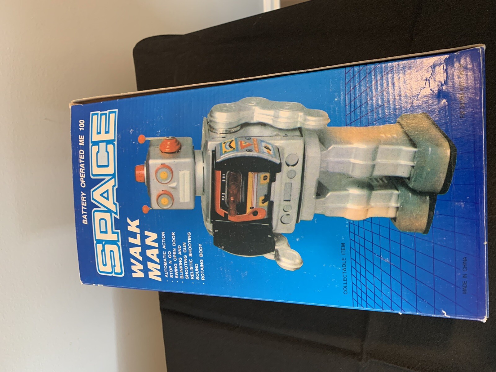Space Walk Man Robot Battery OP ME 100 In Original Box | eBay