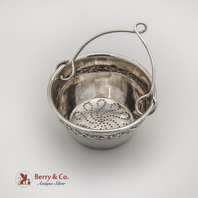 France - Tea Strainer