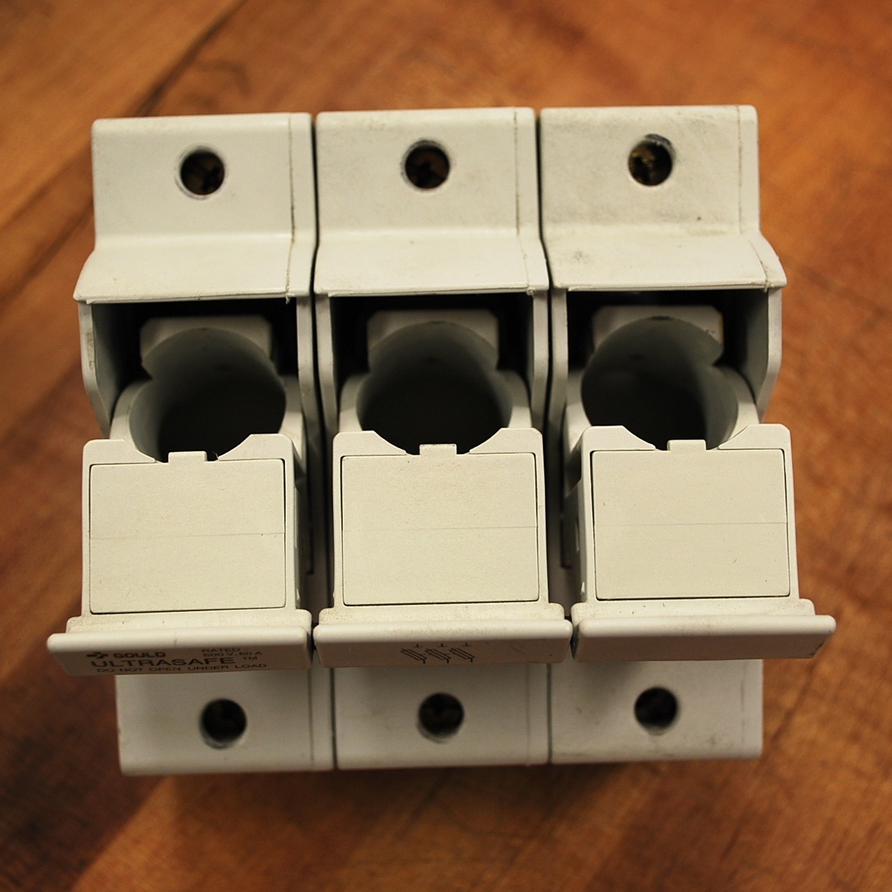 Gould UltraSafe US6J3 Fuse Holder 600 Volt 60 Amp for sale online | eBay