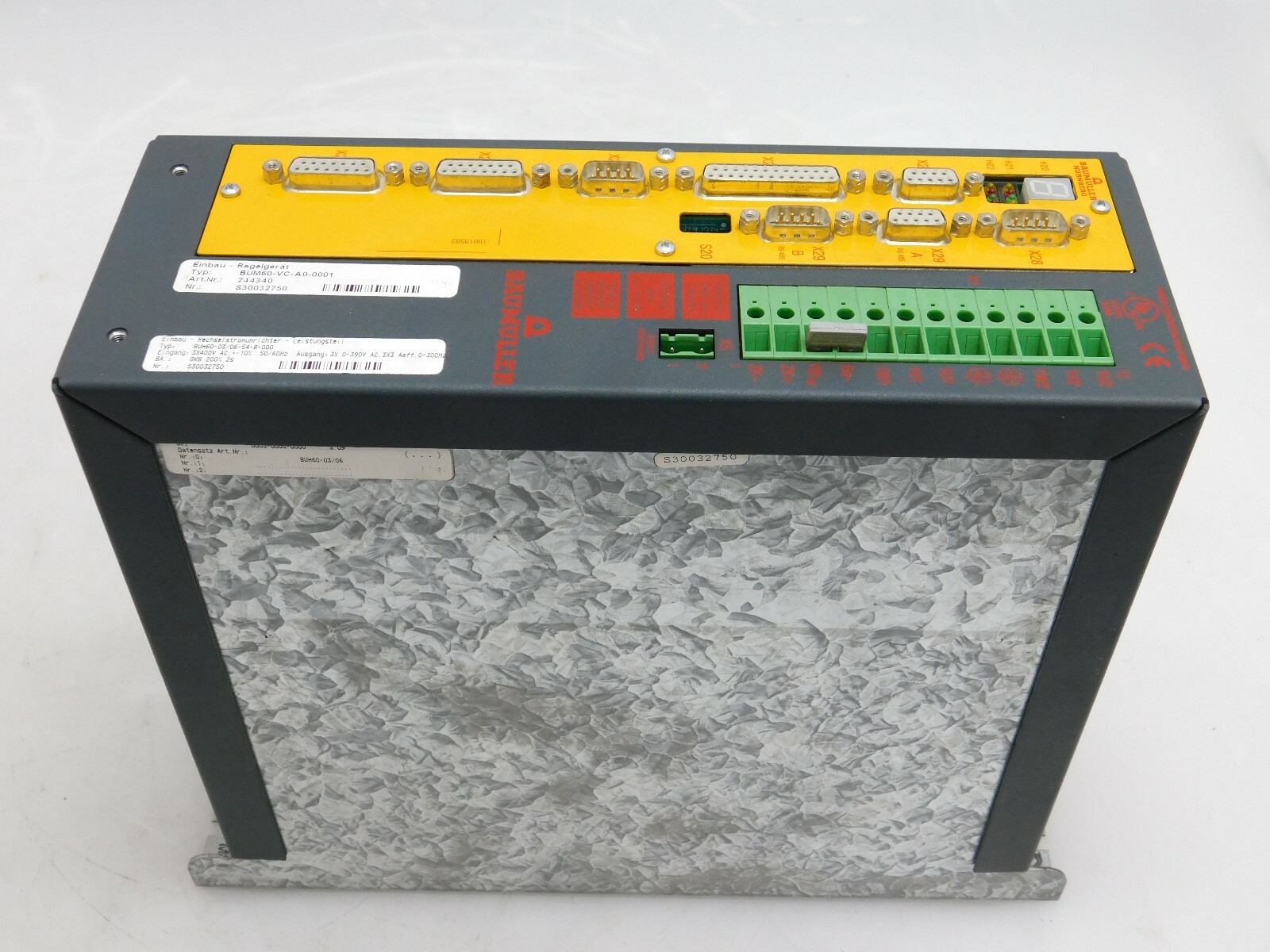 Baumüller Wechselstromumrichter Regelgerät BUM60-VC-A0-0001 BUM60-03/06 ...
