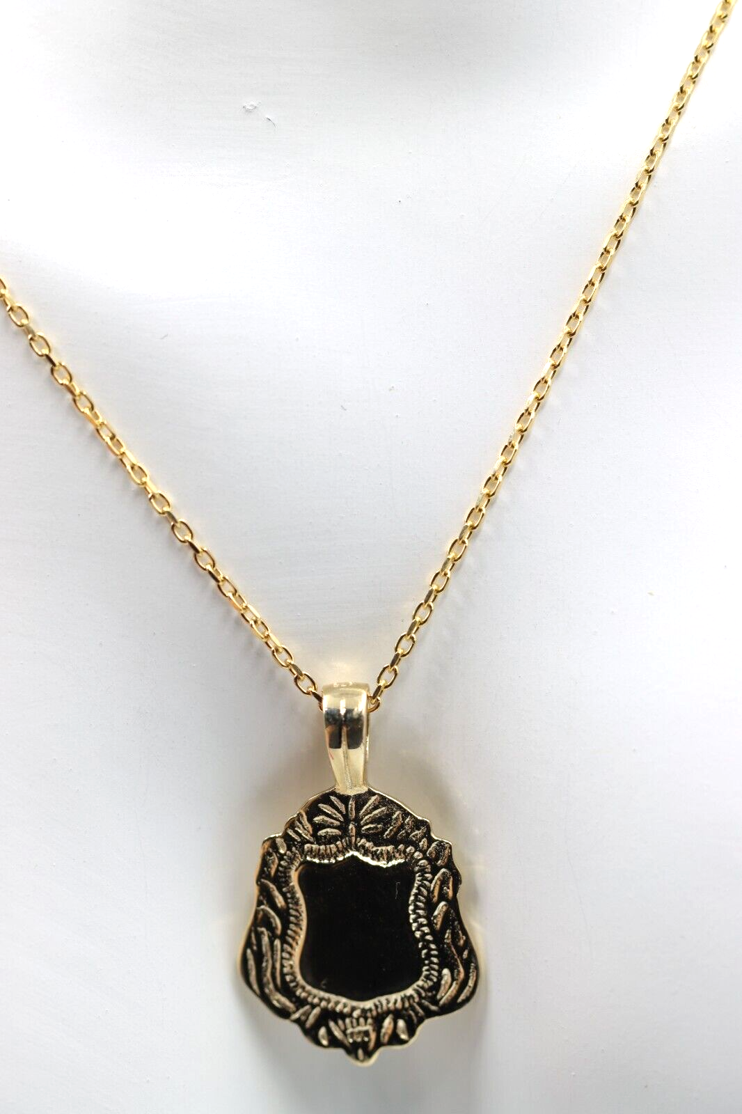 Genuine 9ct Yellow Gold 375 Cable Chain Necklace 50cm + Shield Pendant ...