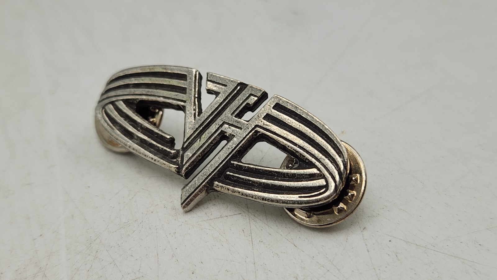 Vintage 1991 Van Halen Band Logo Brockum Pin Pinback Lapel Badge - USA ...