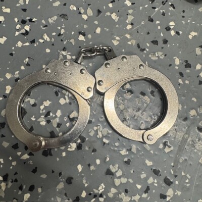 Peerless Handcuffs - Nickle Plated Model 700 No Key | eBay