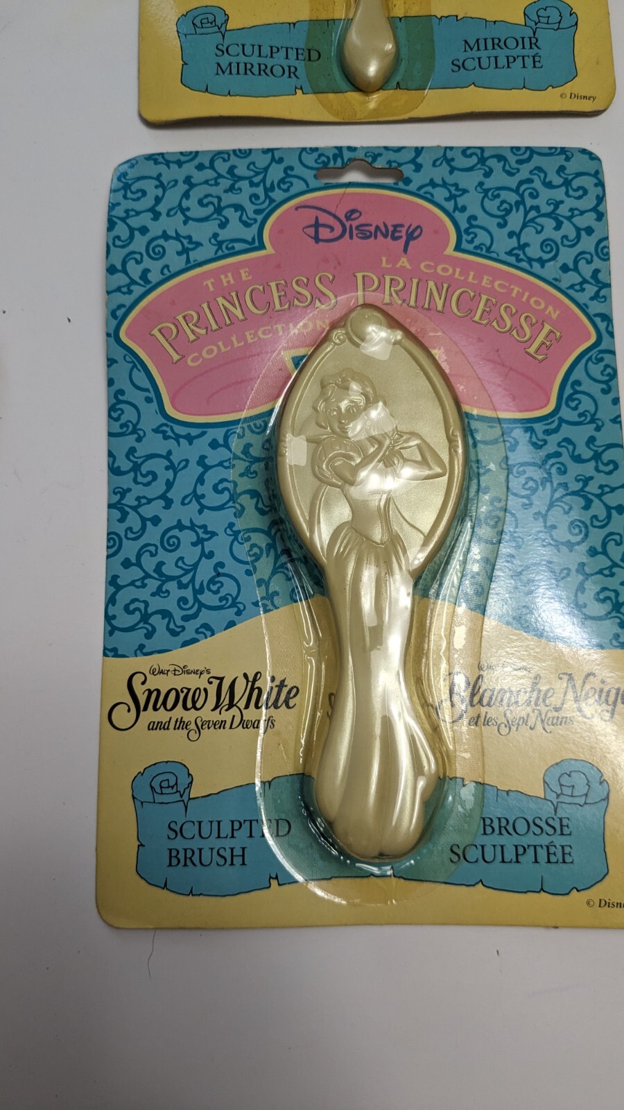 Disney The Princess Collection Snow White Sculpted Mirror, Brush & Comb ...