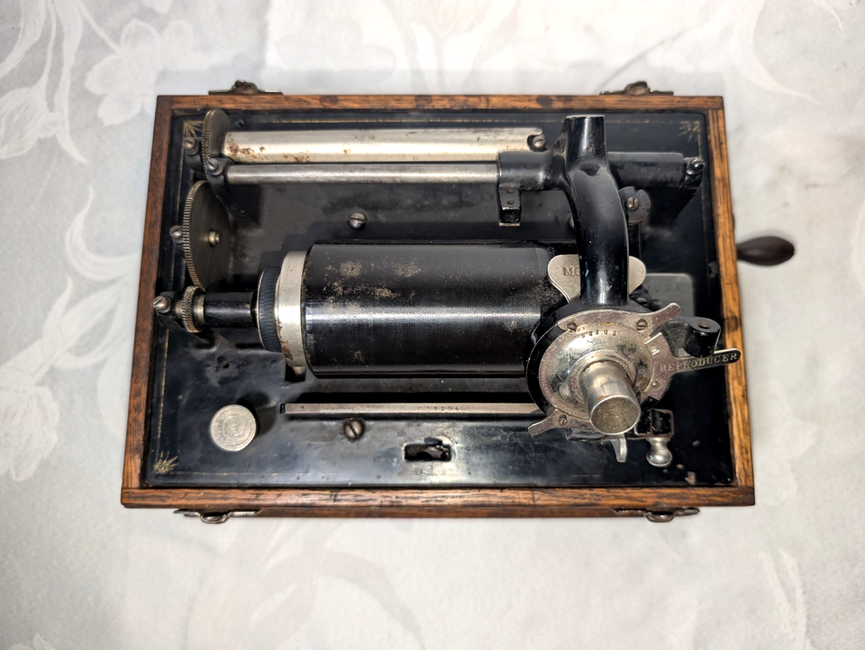 ORIGINAL Edison Standard Model A Cylinder Phonograph 4-Clip Suitcase ...