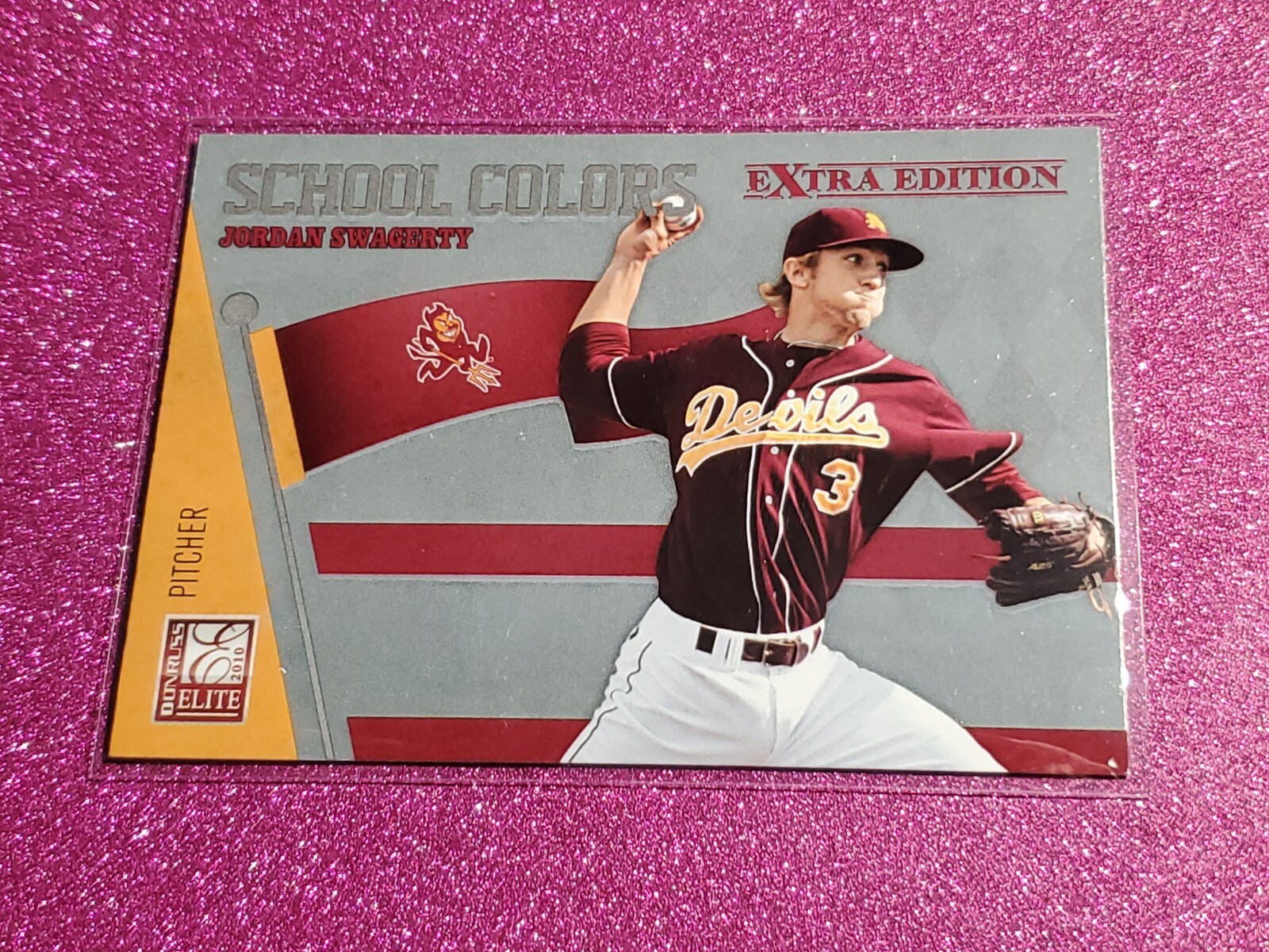 2010 Donruss Elite Extra Edition School Colors #1 Jordan Swagerty ...