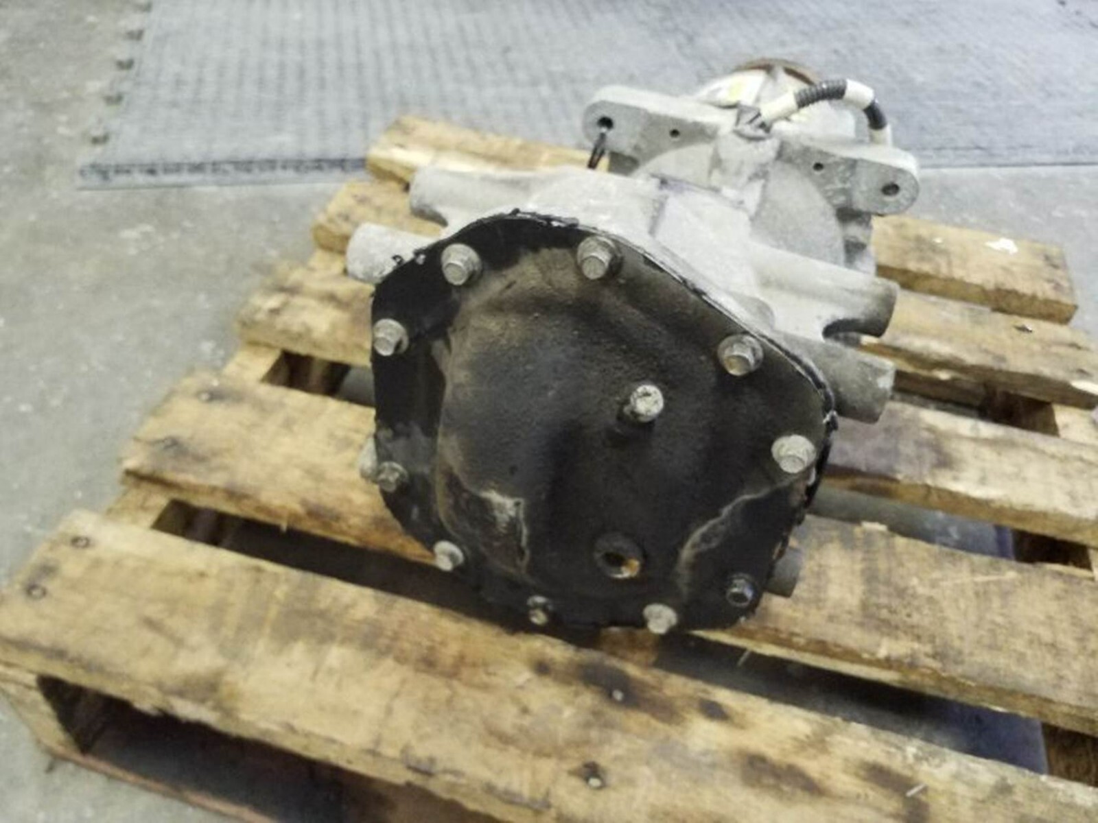 2010-2013 Ford Edge Rear Axle Differential Carrier | eBay