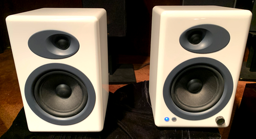 Audioengine A5+ Classic 100W Powered Bookshelf Speakers W/Remote ...