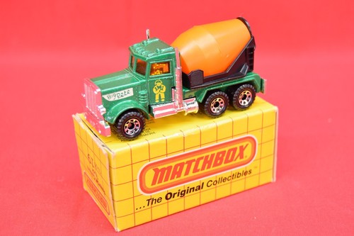 Matchbox 1981 Peterbilt Cement Truck MB19 #19 Big Pete Green Original ...