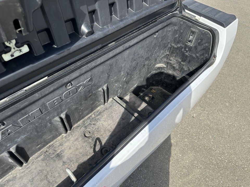 12-23 DODGE RAM 1500 6'4 BOX BED STORAGE IN SIDE, BRIGHT WHITE CLEAR ...