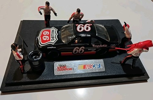 1992 NASCAR Racing Champions Chad Little #66 Phillips Pit Stop Show ...