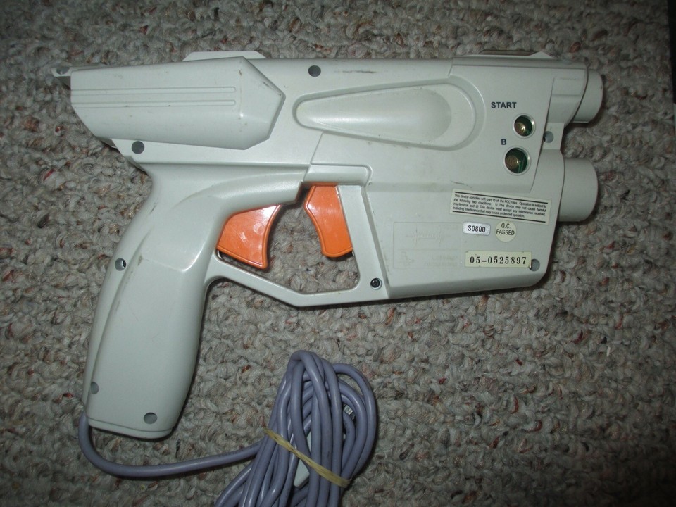 Interact Starfire Light Gun (Sega Dreamcast) Controller Missing Button ...