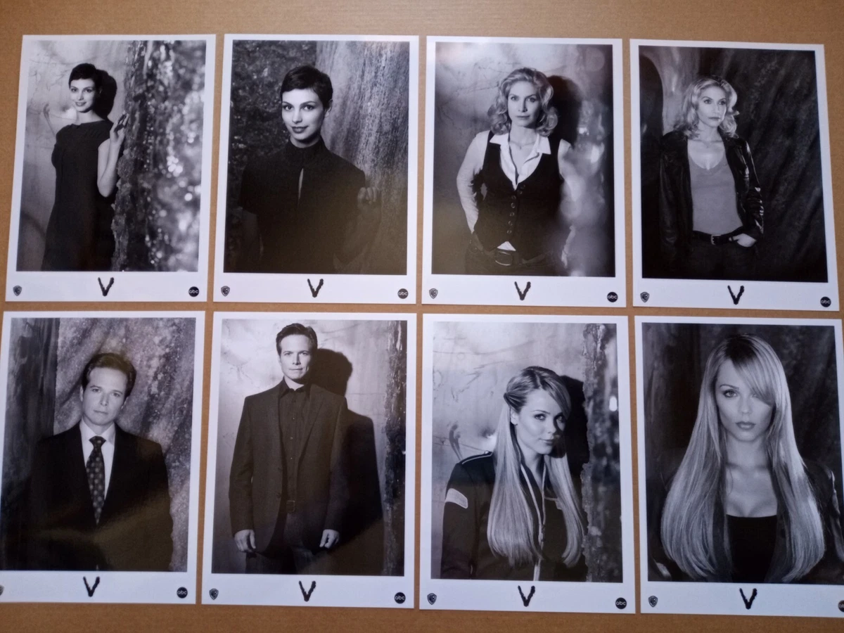 Morena Baccarin V Teeth