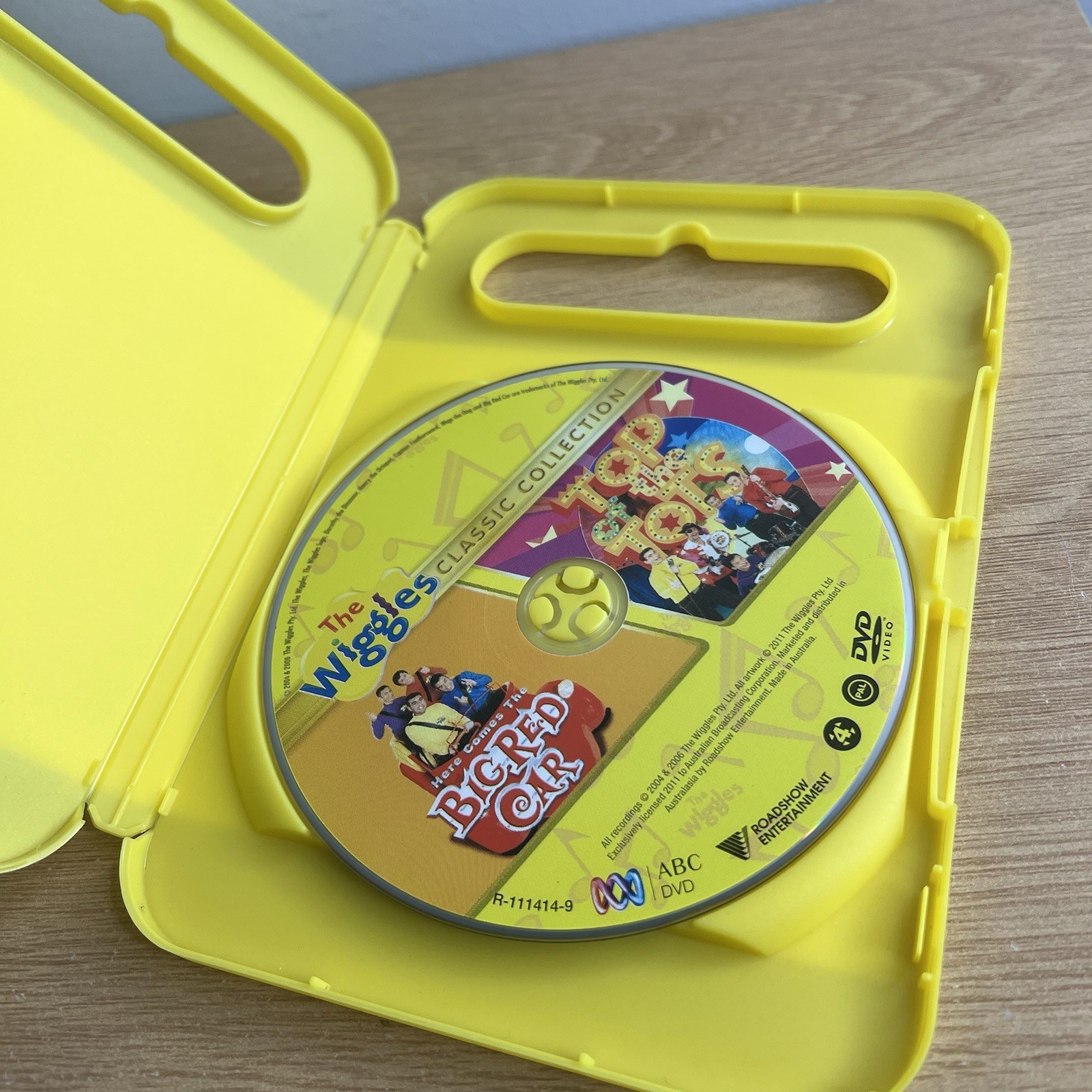 The Wiggles - Here Comes The Big Red Car / Top Of The Tots DVD Region 4 ...