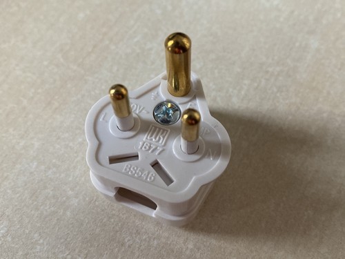 Lyvia Electrical 6053 2A Round 3 Pin Plug BS546 for sale online | eBay UK