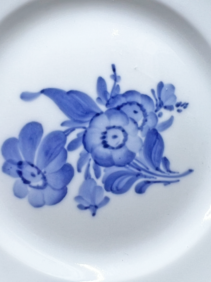 Vintage 1950s MCM Royal Copenhagen Plate Blue Flowers Braided Bread ...