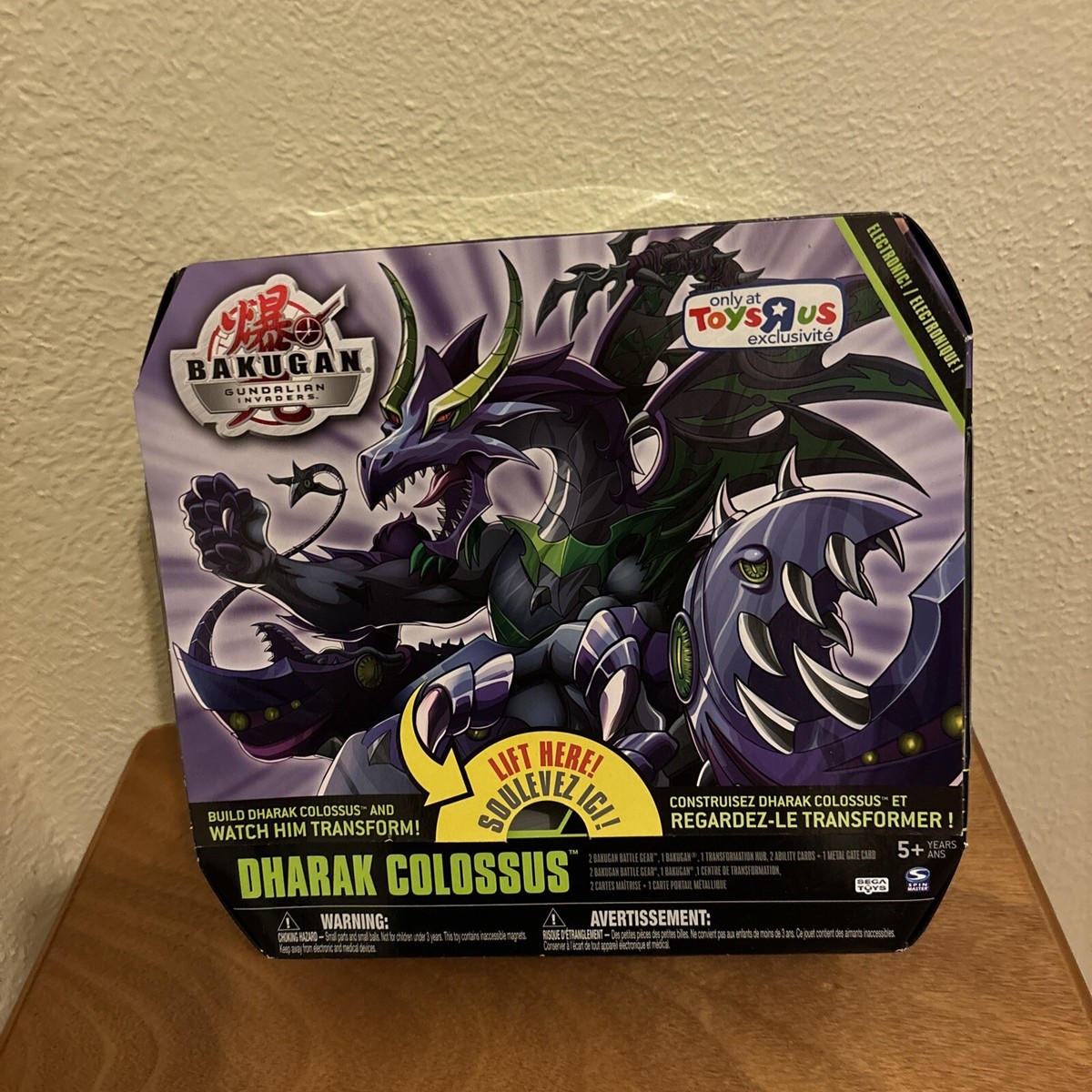 Bakugan Dragonoid Colossus Vs Dharak Colossus