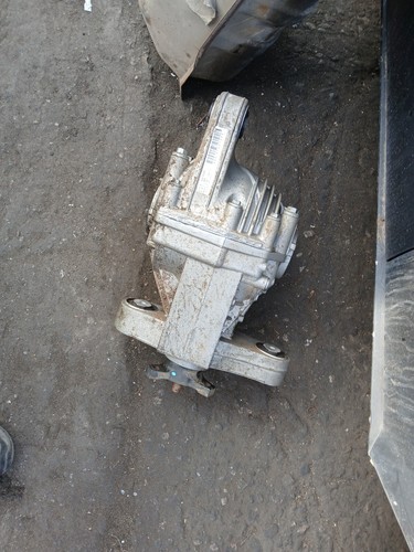 08 09 PONTIAC G8 GT REAR DIFFERENTIAL 2.92 RATIO 80k | eBay