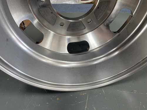 Mercedes Benz Sprinter Dually Aluminum Front Wheel 16x5.5 6-Lug Hi-Spec ...