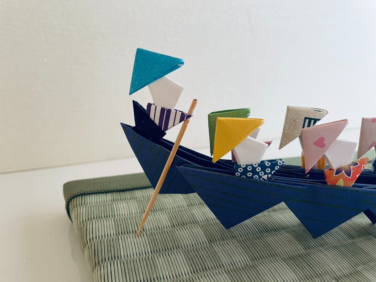 Lovely Japanese Origami Handmade Crafts Boatmen&Passengers Design w ...