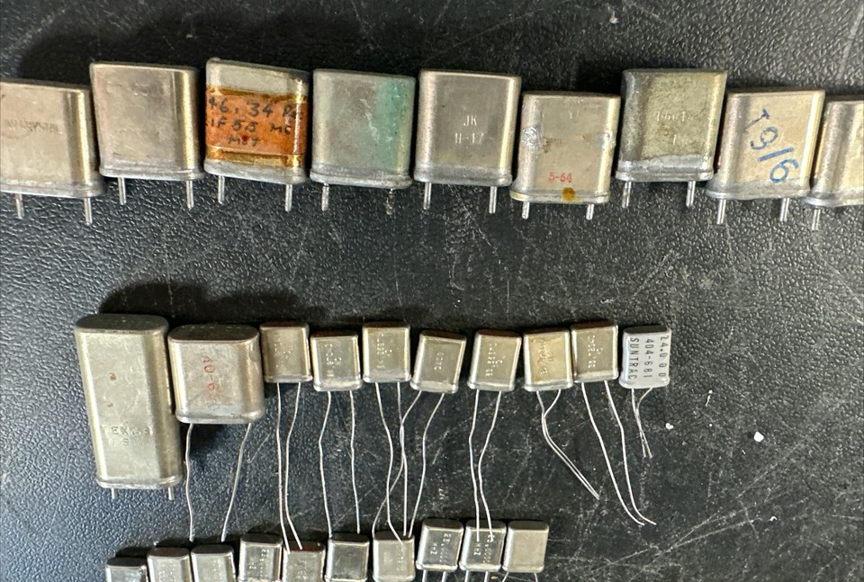 Lot Of Quartz Radio Crystal Holder - Many frequencies (100 Total) | eBay