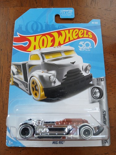 🔥 Hot Wheels ERROR card!! RARE !!MIG RIG wrong Car | eBay