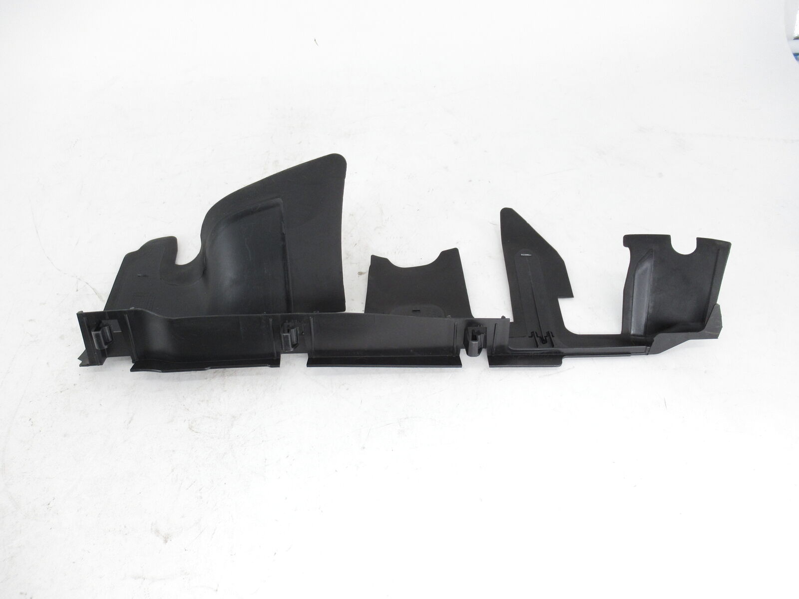 2011-2015 VW Jetta 2012-2013 Beetle OEM Driver Side Radiator Air Baffle ...