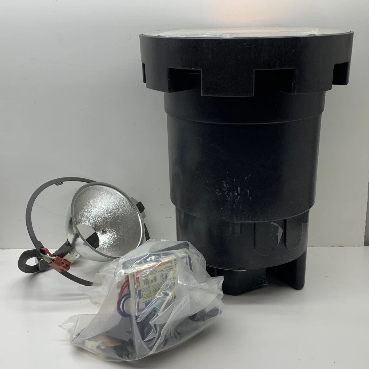 Greenlee Lighting Sls2 | Shelly Lighting