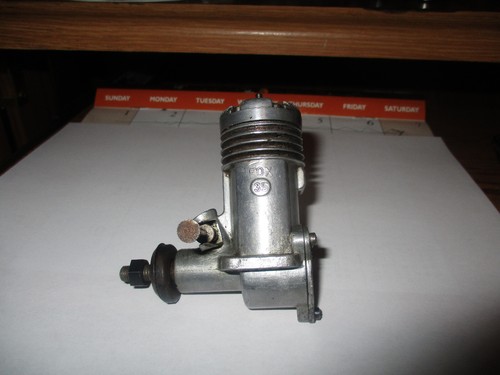 Very clean original Fox .35 model airplane engine with good compression ...